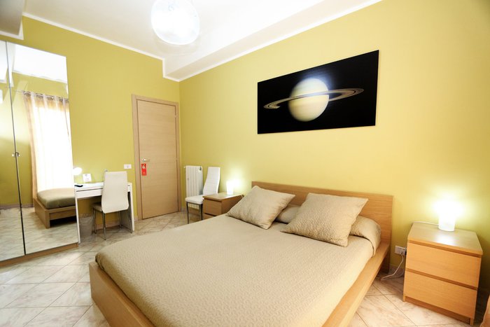 double Saturn room-B&B Kosmos Syracuse